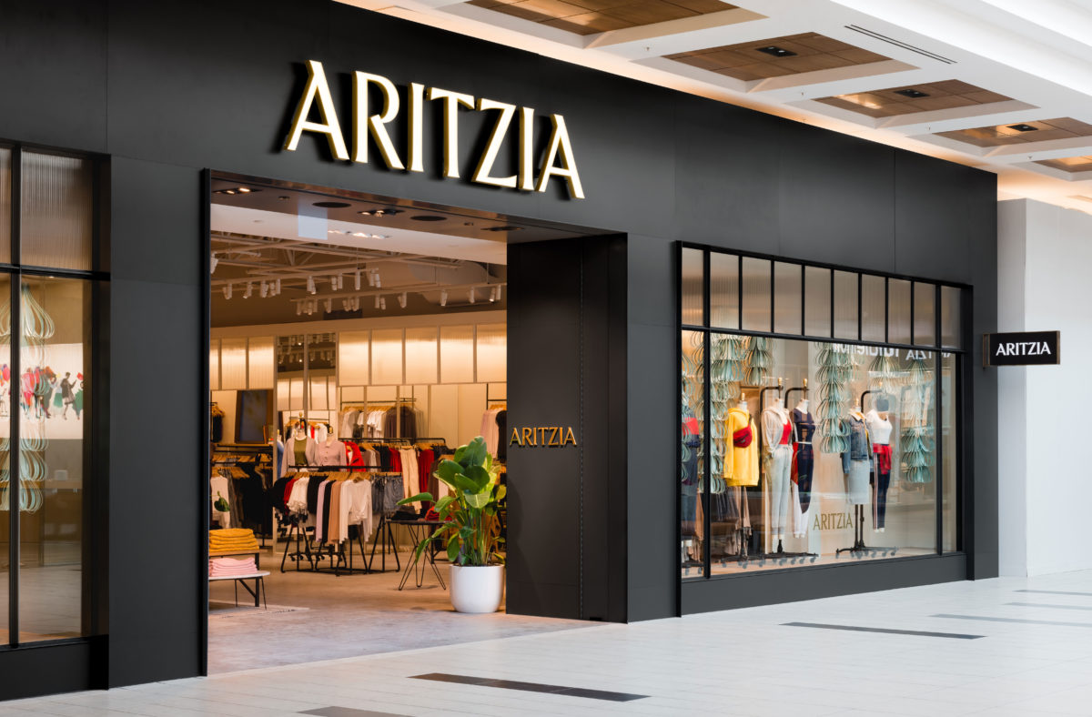 Aritzia — 2x4
