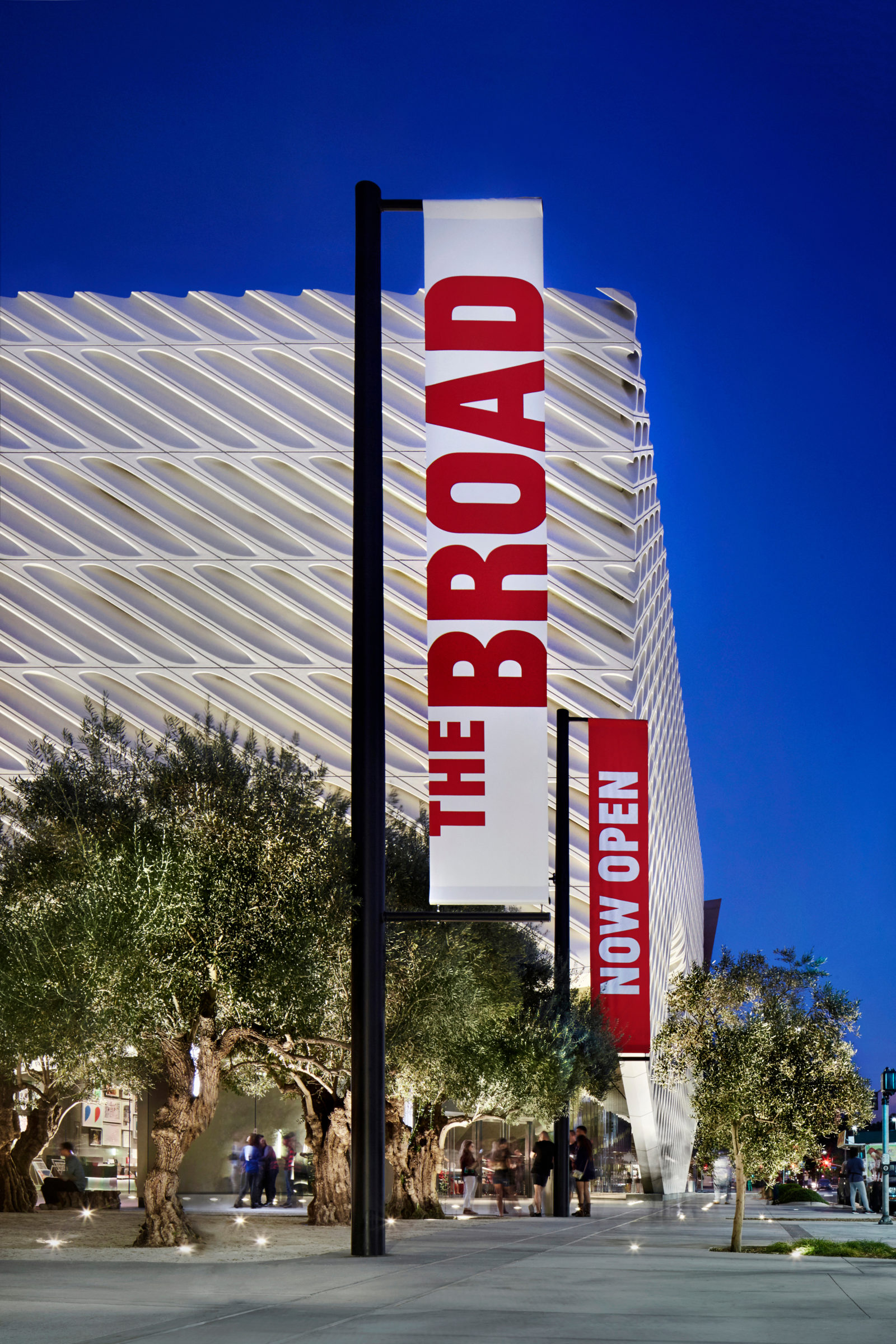 The Broad — 2x4
